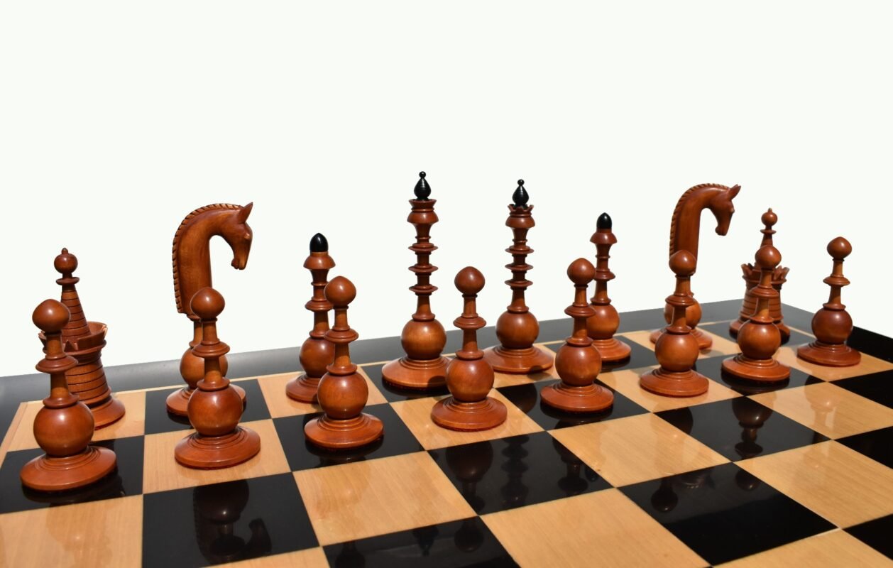Dutch 8th Century Chess Pieces Antiqued Boxwood & Ebony 4.5" King ...