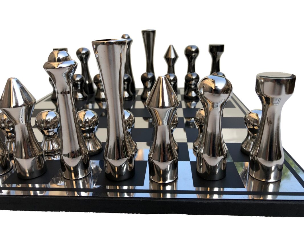 The New Contemporary Series Chess Set Silver & Black Coated Aluminum 4 ...