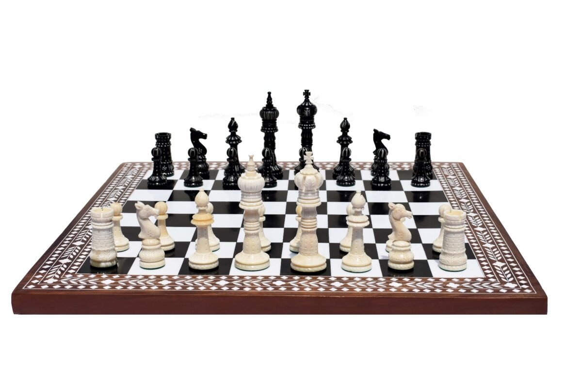 The Kings Cross Series Chess Set Natural Bone & Black Stained bone 4 ...