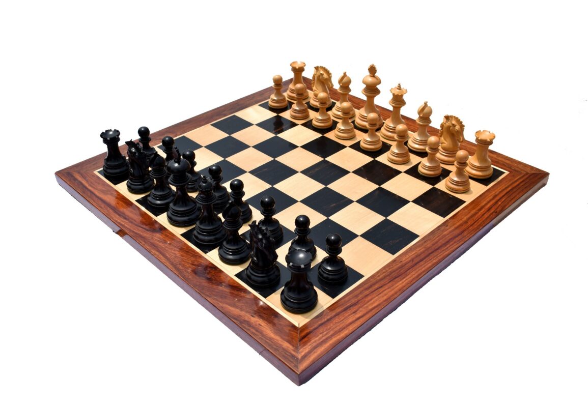 Wellington Series Chess set Boxwood & Ebony 4.4" King with 2.25" Square ...