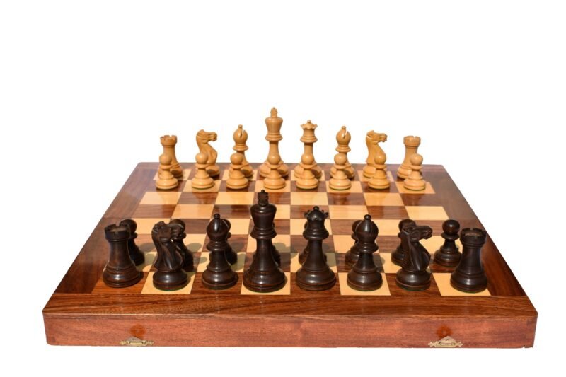 Grandmaster Series chess set Boxwood & Walnut Gilded Boxwood 3.75" King ...