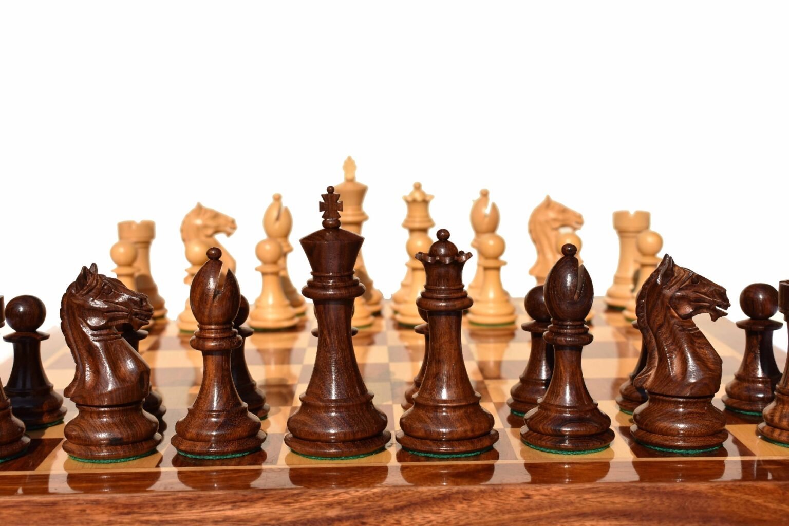 The Fierce Knight Complete chess set Boxwood & Sheesham 4" King with 2 ...