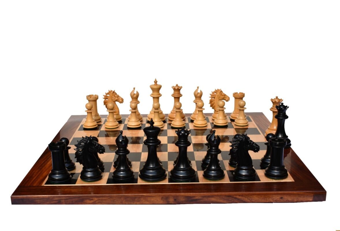 The Alexander Stallion Chess set Boxwood & Ebony 4.4" King with 2.25 ...