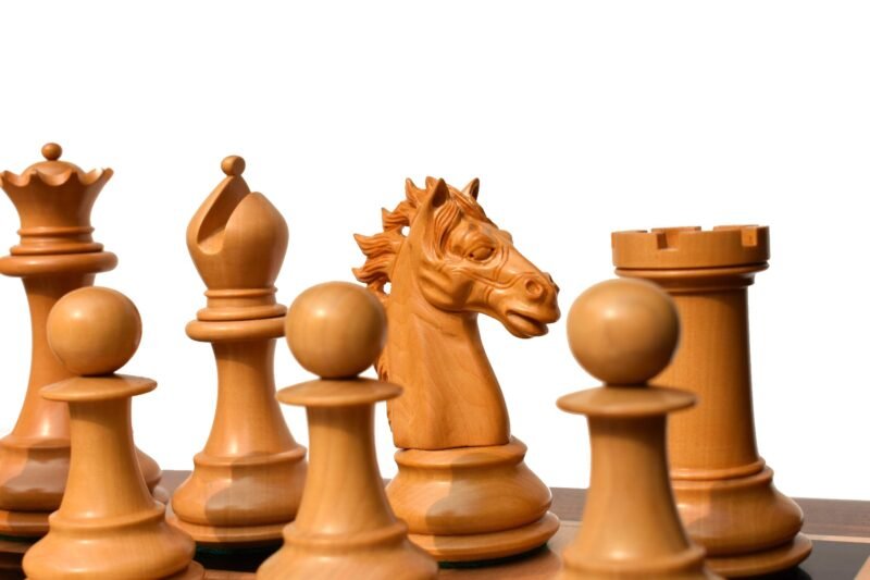 The Alexander Stallion Chess set Boxwood & Ebony 4.4" King with 2.25 ...