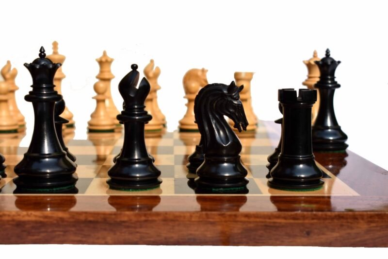 St Joseph Series chess set Boxwood & Ebony 4.25" King with 2.25" square ...