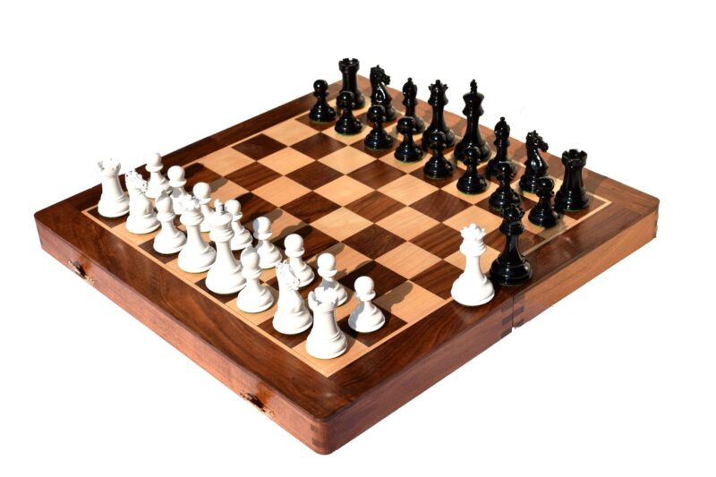 The Centurion Series White & Black laquered chess set 3" King with 16 ...