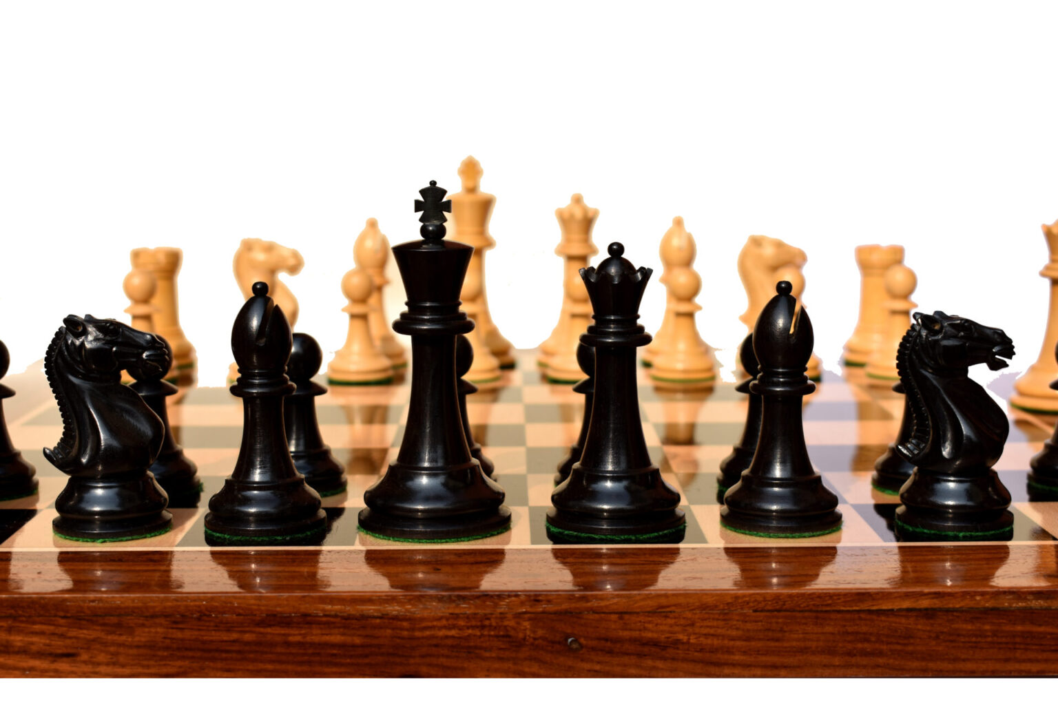 The Alegria Staunton chess set reproduction Boxwood & UN processed ...